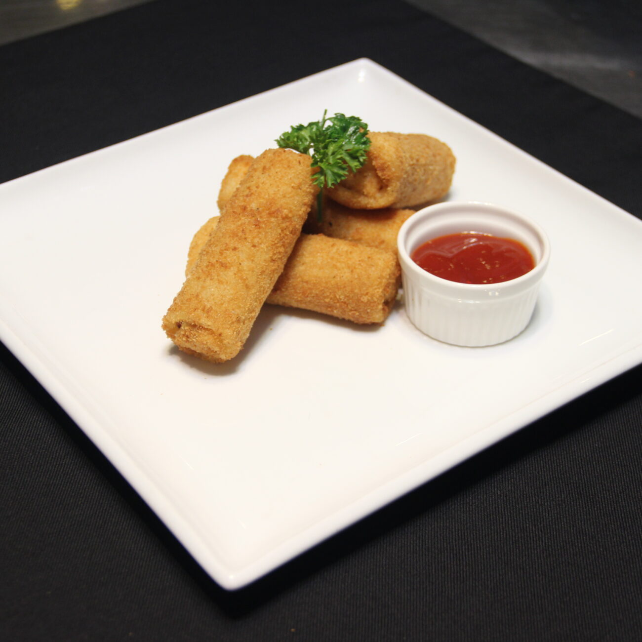 CHICKEN ROLL – Cafe 77